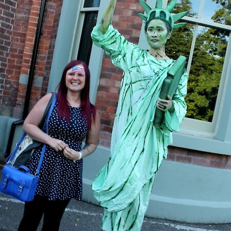 Statue of Liberty human statue | Heartburn Entertainment
