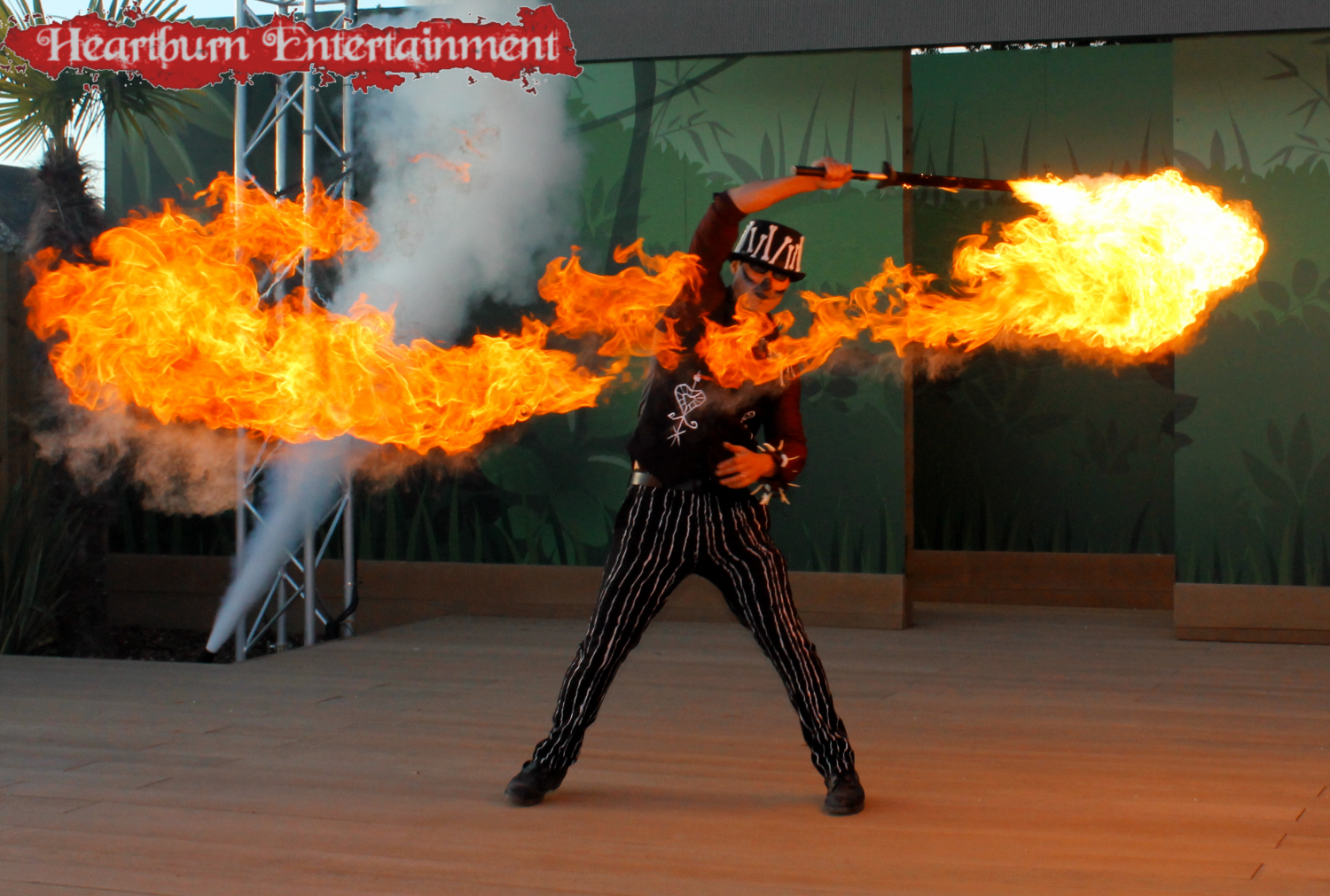 Fire performers and fire shows Qatar | Heartburn Entertainment