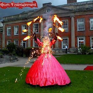 Fire performers and fire shows Qatar | Heartburn Entertainment