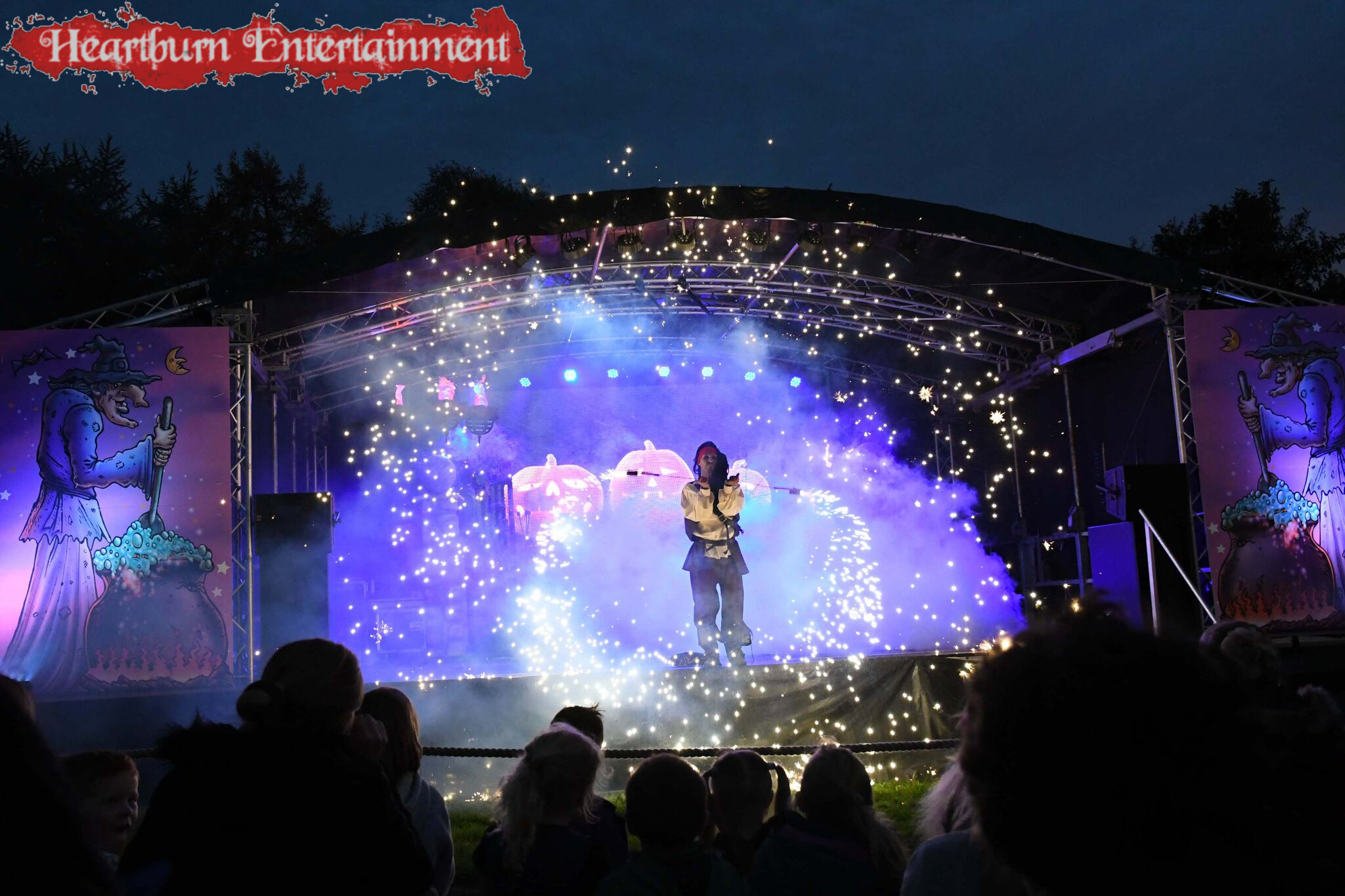 Fire performers and fire shows Qatar | Heartburn Entertainment