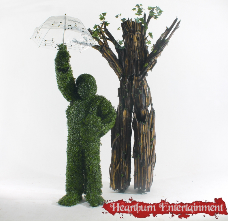 Topiary human hedges Dubai and Topiary human statues Dubai | Heartburn ...