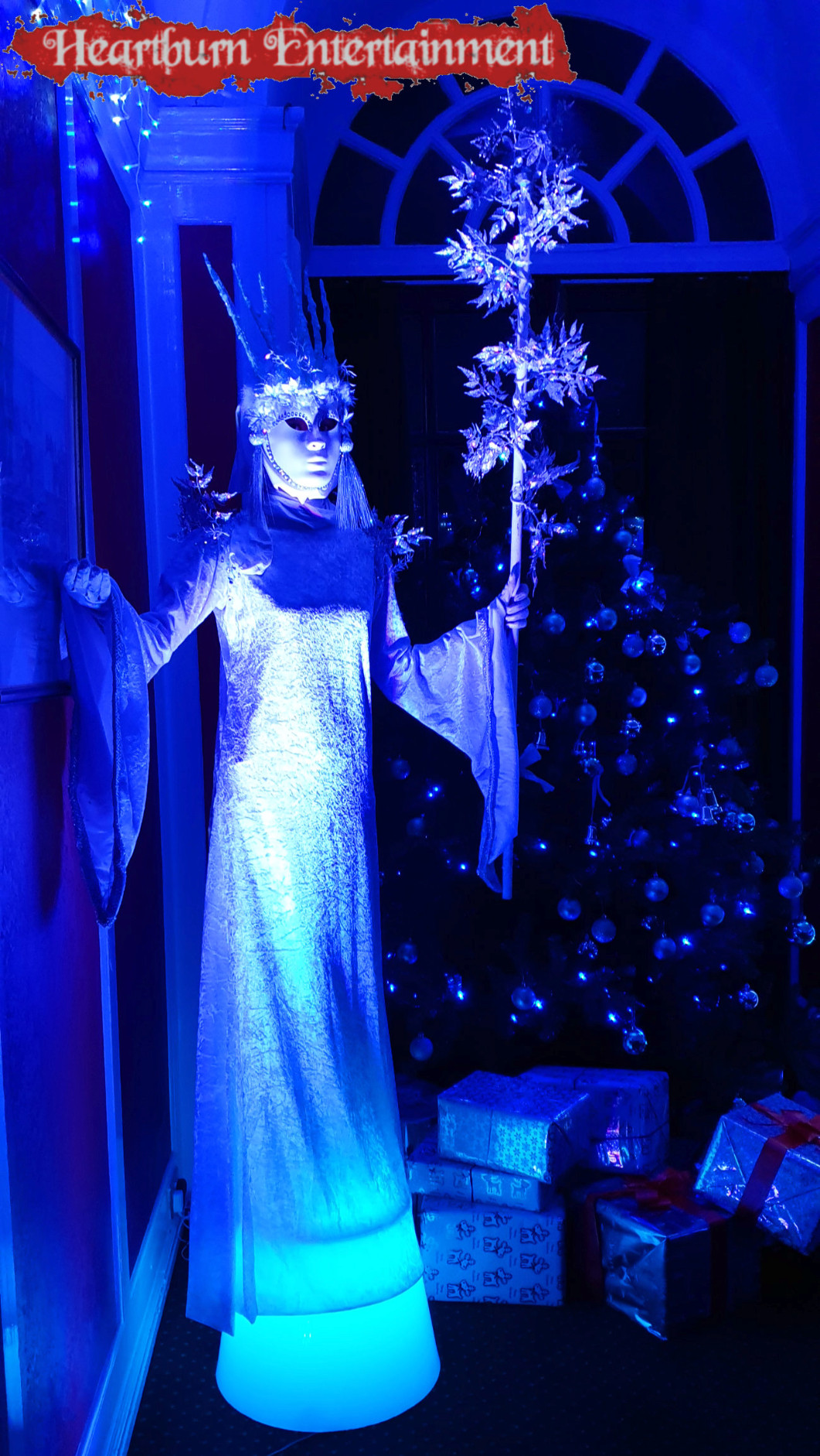 Ice Queen human statues & Ice Queen living statues | Heartburn ...